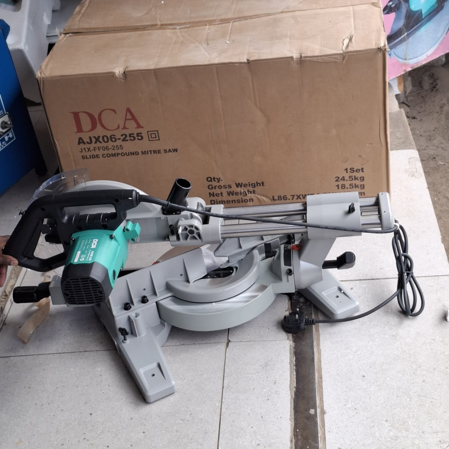 DCA sliding mitre saw 12” – Wiltech
